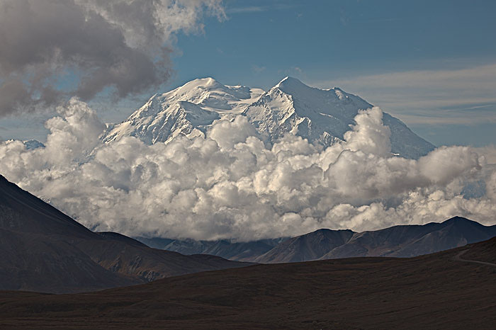 Denali peaks through the clouds : Denali National Park